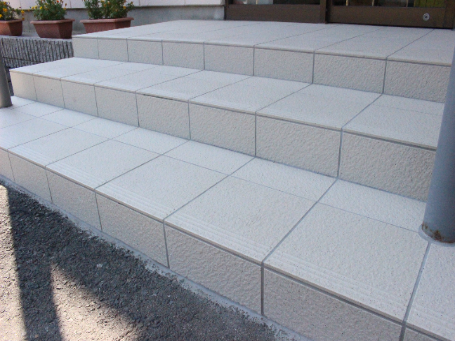 作るひと、使うひと｜REVO-TILE